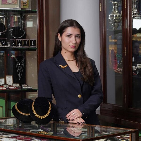 Members of Staff – Bentley & Skinner – The Mayfair antique and bespoke ...